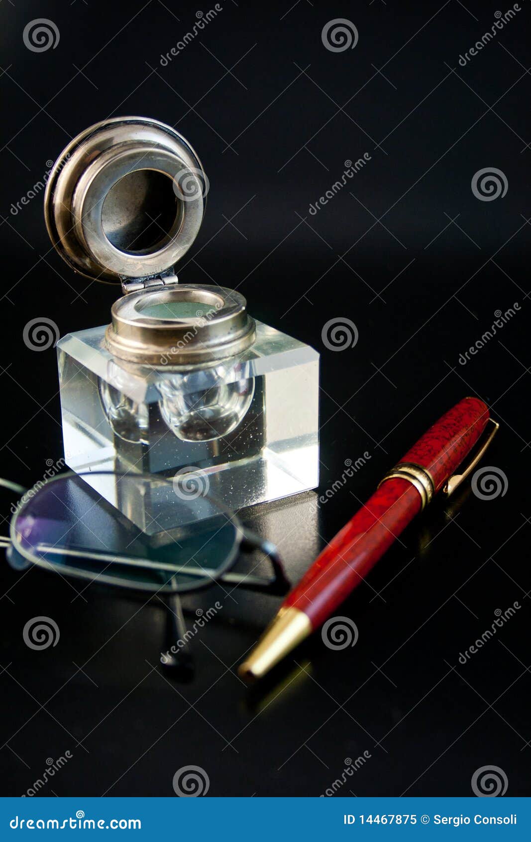 Inkpot and pen stock image. Image of rendezvous, sign - 14467875