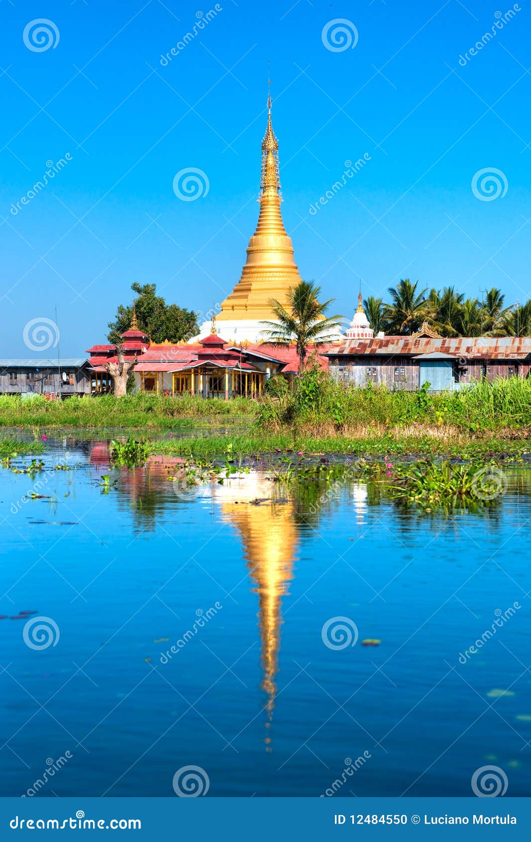 Inle Lake, Myanmar. stock photo. Image of buddha, harmony - 12484550