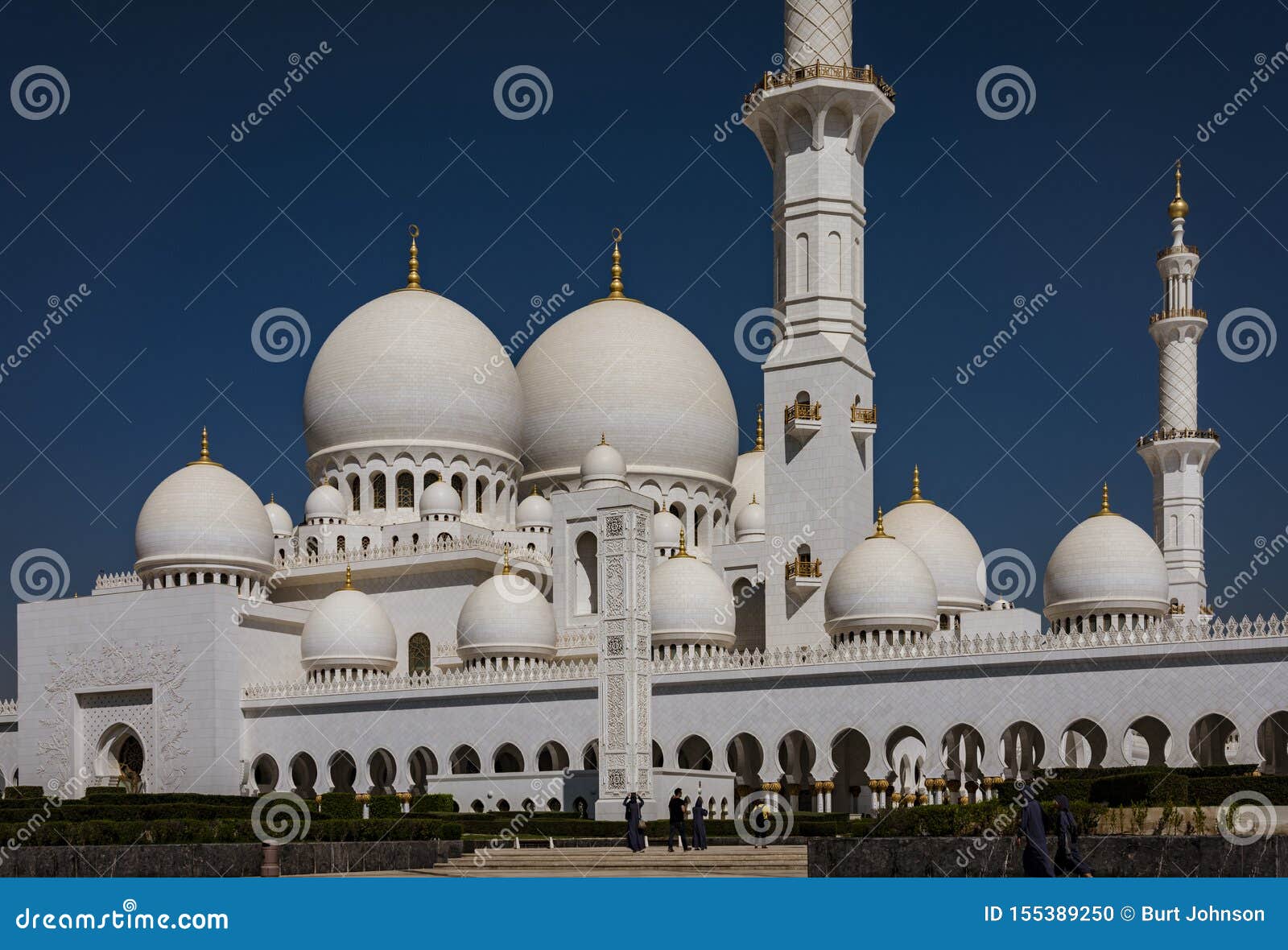 Innenhof Der Scheich-Zayed-Moschee Stockfoto - Bild von emiräte, fromm ...
