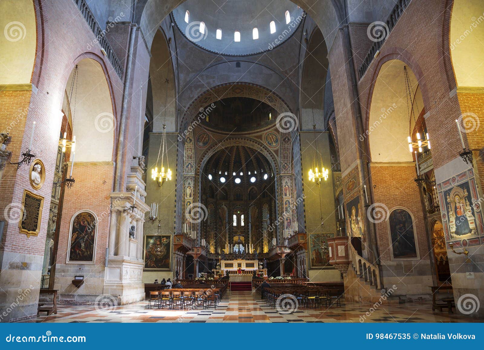 Innenraum Der Basilika Von St Anthony in Padua Redaktionelles Bild - Bild von italien ...