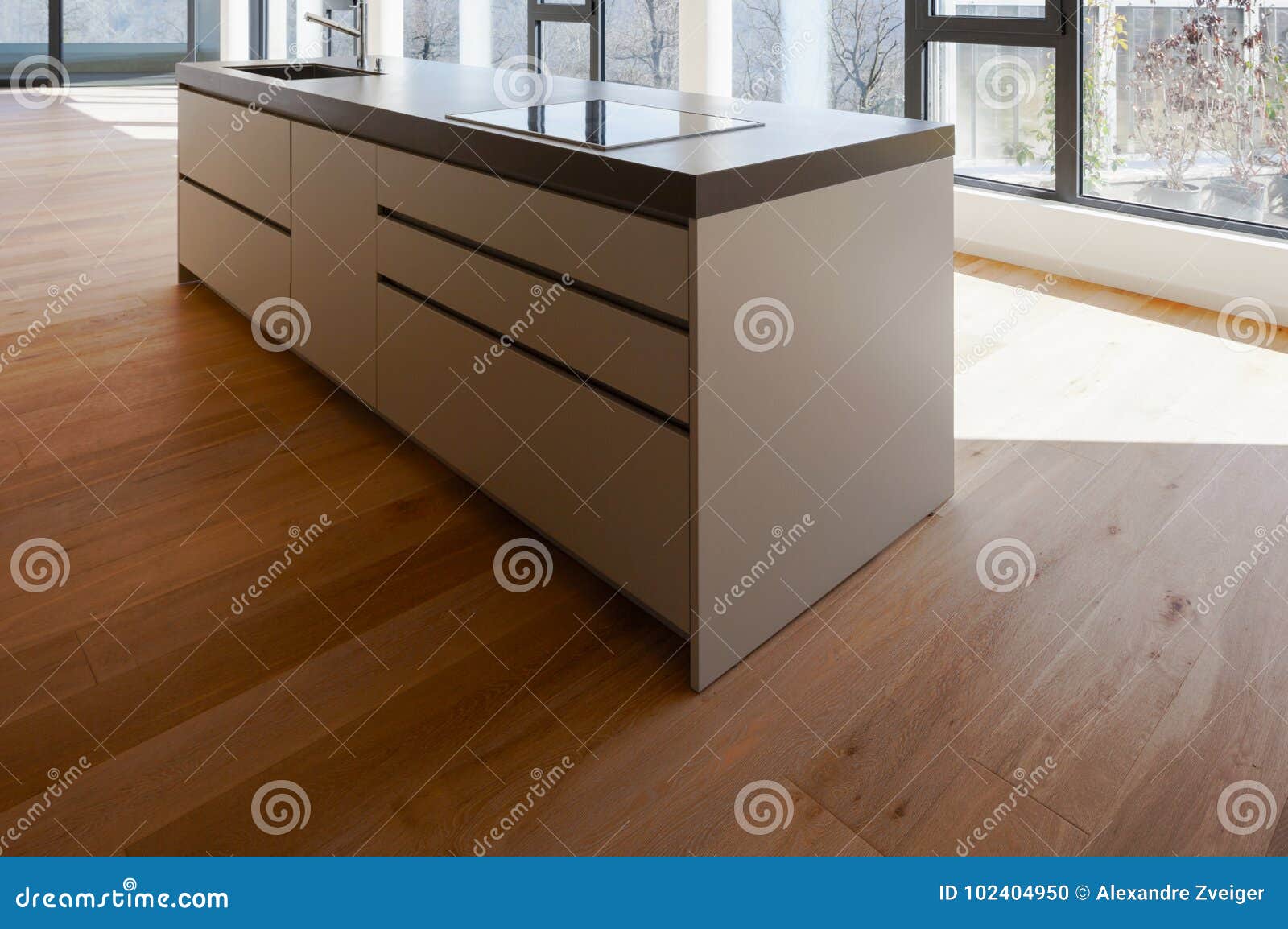 Innenraum Eines Modernen Hauses, Gerade Ein Raum Leer Stockfoto - Bild ...