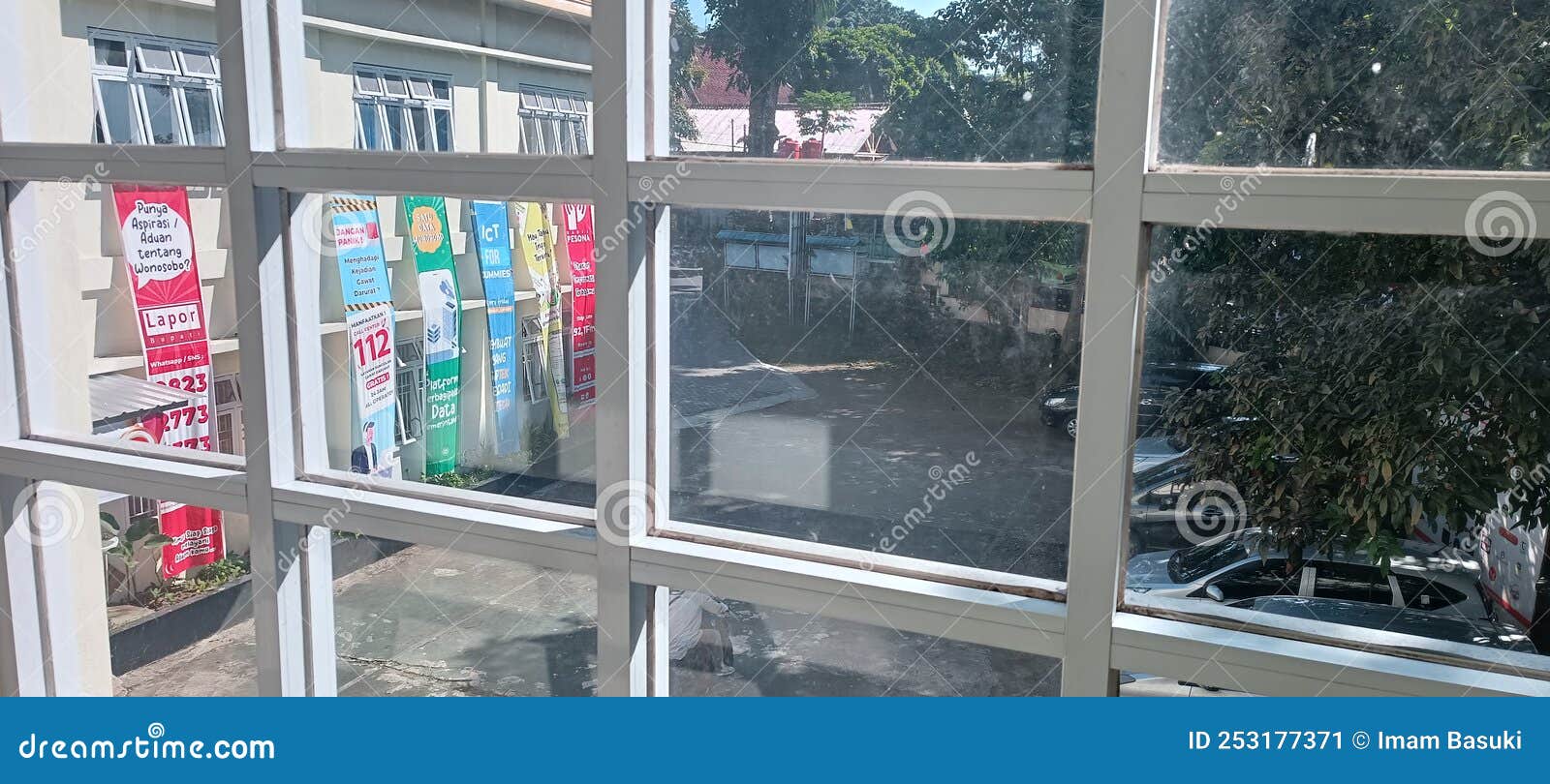 Inner Box Windows Visible Inside the Building Editorial Photo - Image ...