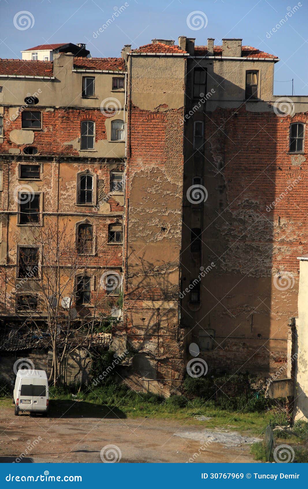 Inner city ghetto building stock image. Image of rickety - 30767969