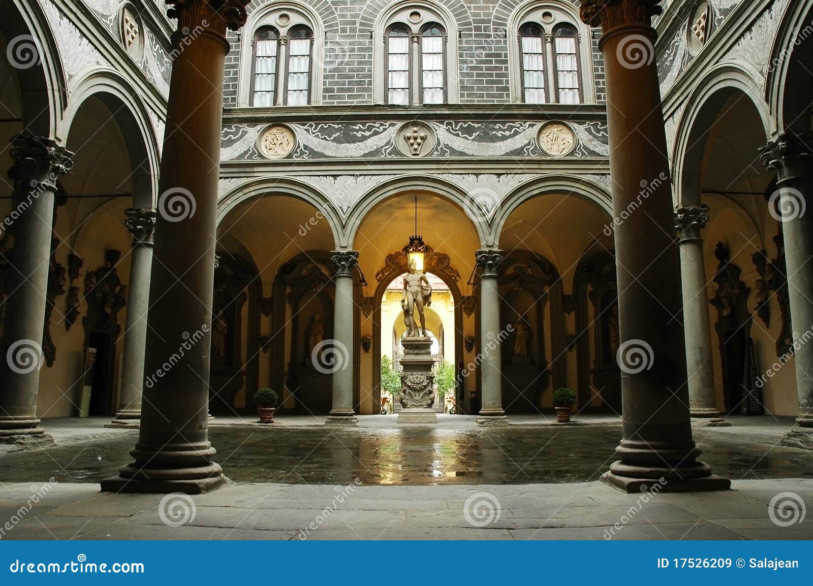 Inner Courtyard of Medici Palace, Florence Editorial Stock Image ...