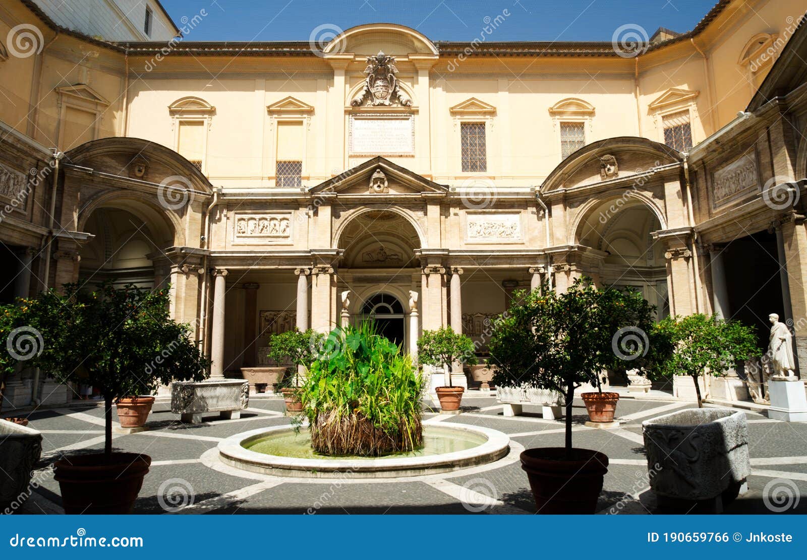 Inner Courtyard of an Old House in Rome Italy Editorial Photo - Image ...