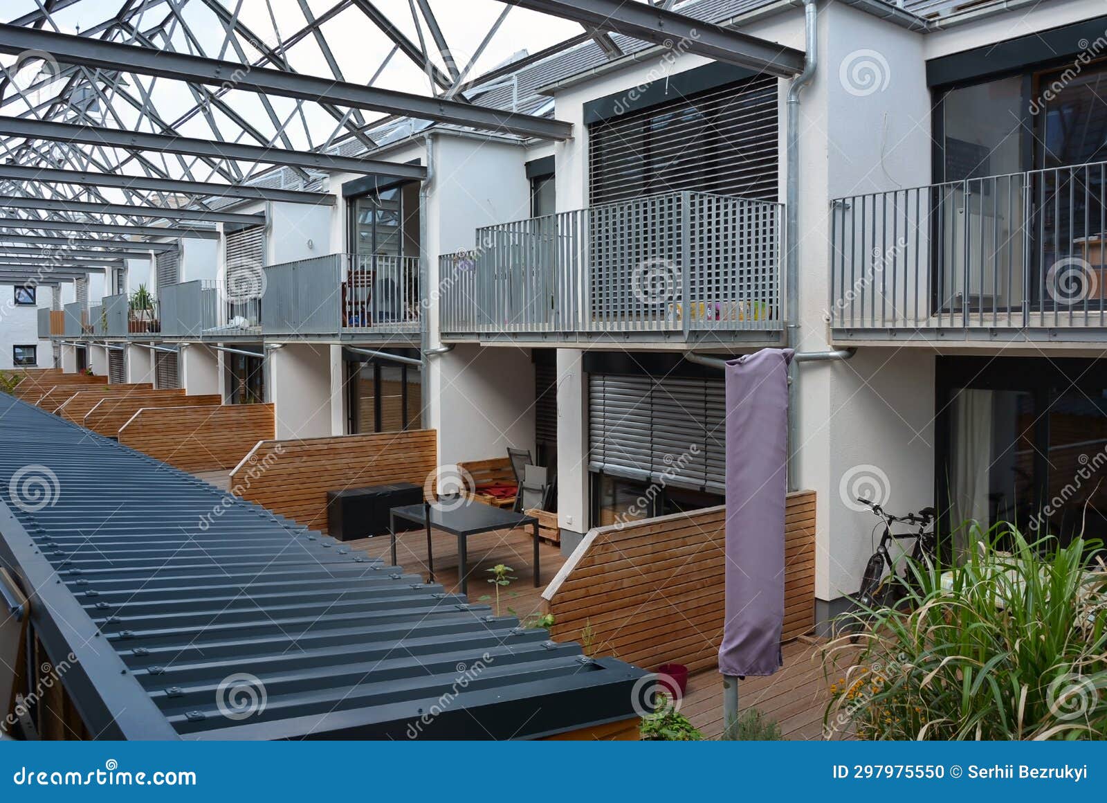 Inner Courtyards of a Townhouse in Perspective. an Example of Modern ...