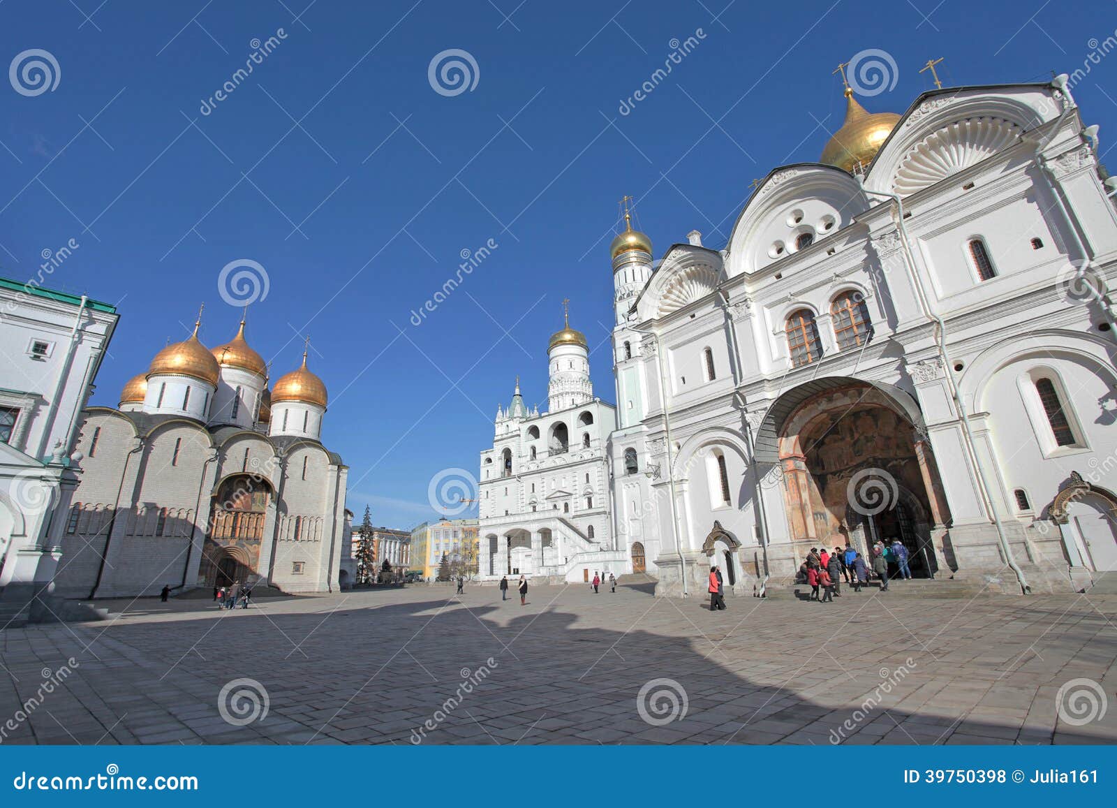Inneres Moskau der Kreml redaktionelles stockfoto. Bild von annahme ...