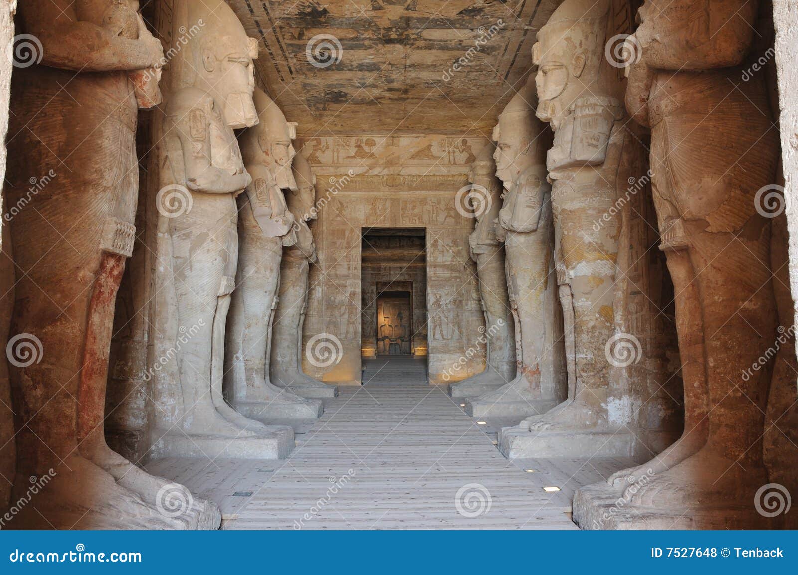 Innerhalb Des Tempels Von Abu Simbel Stockfoto - Bild von tourismus ...