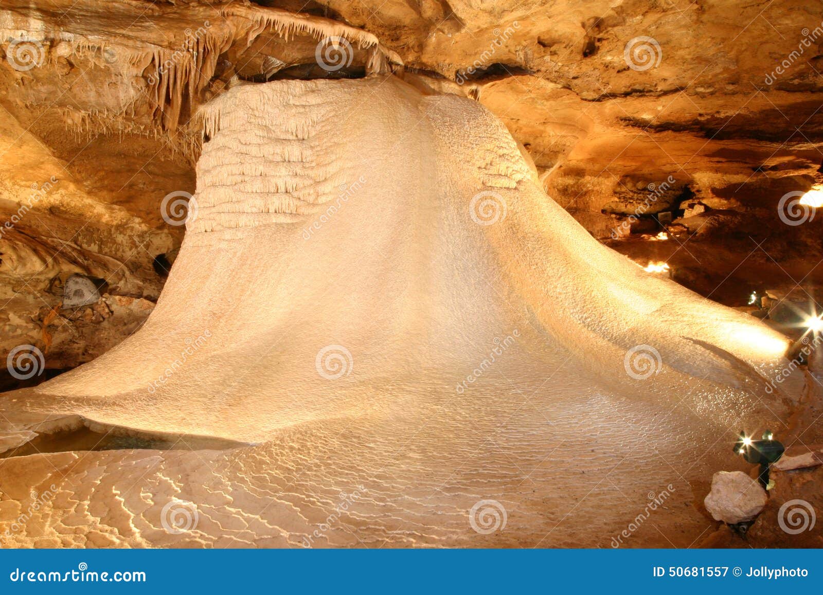 InnerSpace Caverns Enormous Flowstone Stock Image - Image of calcium ...