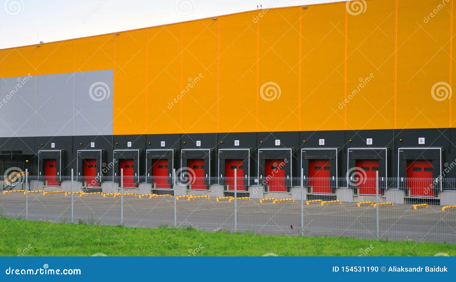 Innovative Logistic Warehouse Complex. Excellent Solution for Storing ...