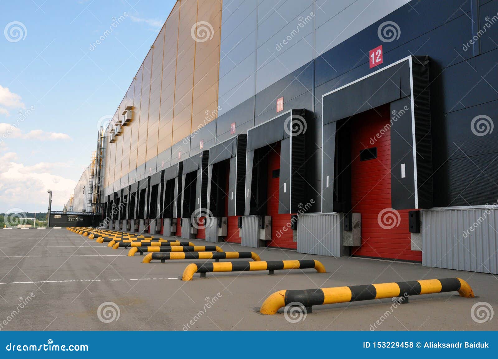 Innovative Logistic Warehouse Complex. Excellent Solution for Storing ...