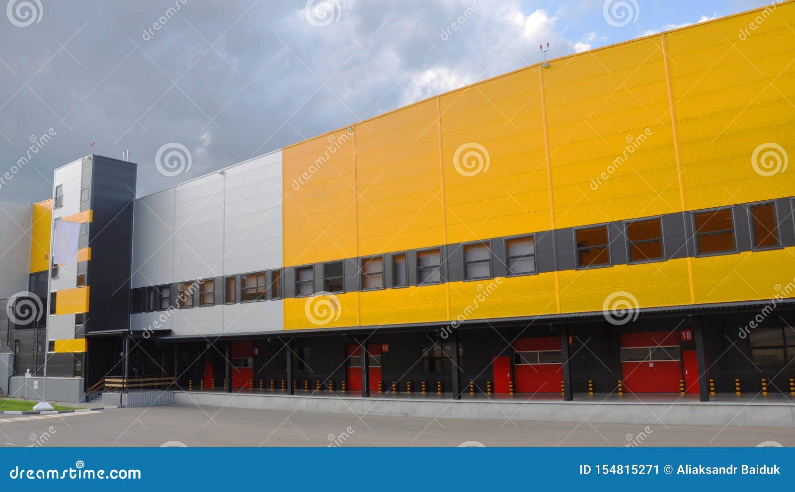 Innovative Logistic Warehouse Complex. Excellent Solution for Storing ...