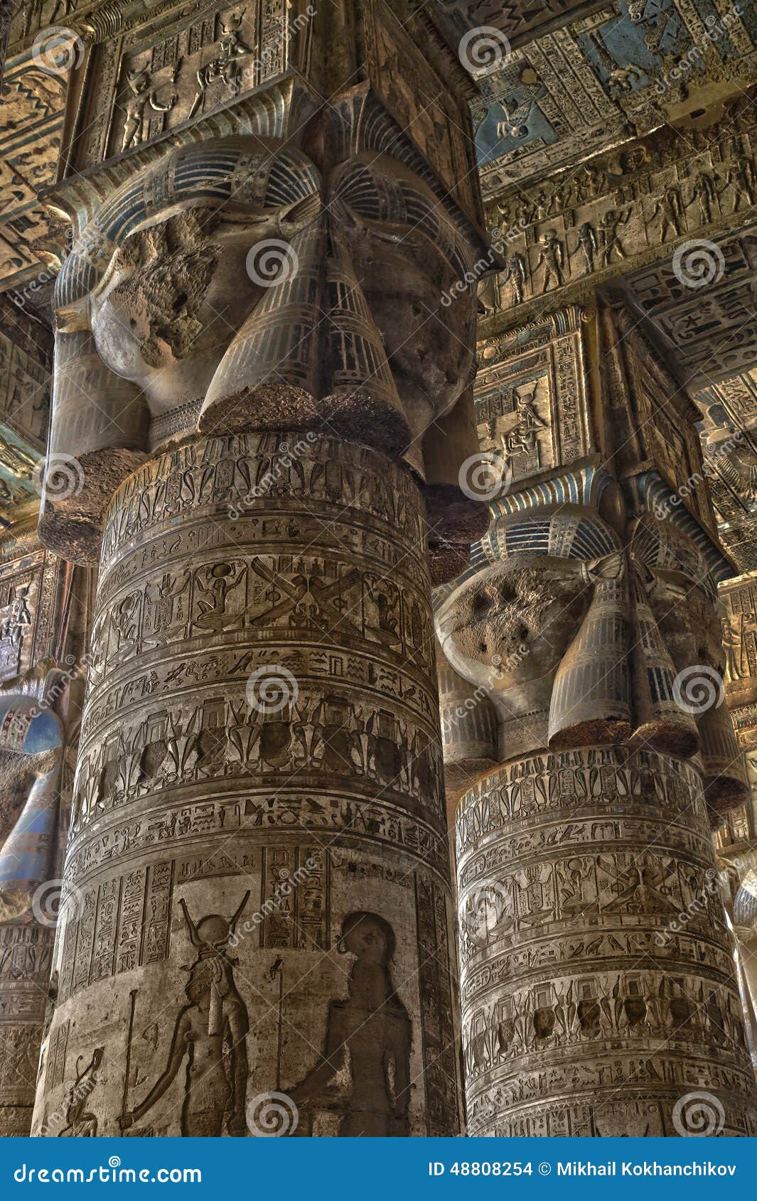 Inre Av Den Forntida Egypten Templet I Dendera Arkivfoto - Bild av ...