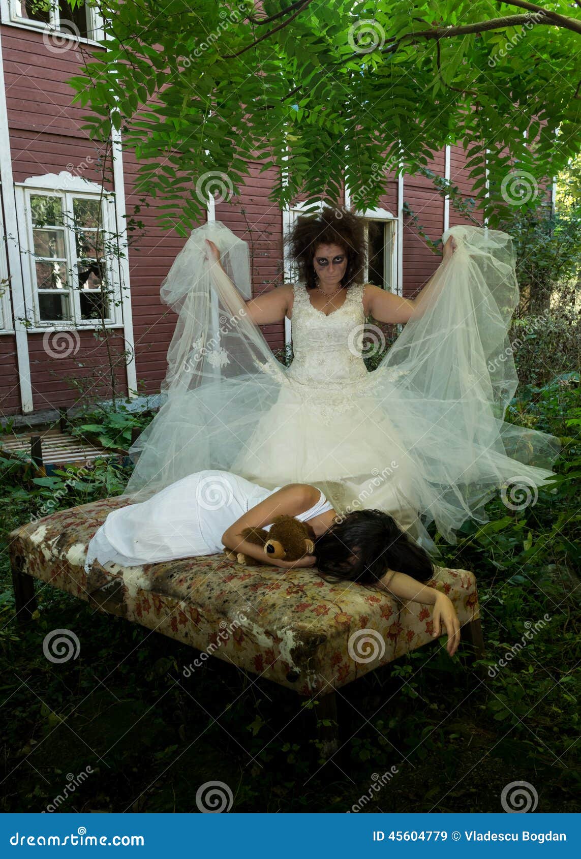 Insane Bride and Lying Victim Stock Image - Image of girl, halloween ...