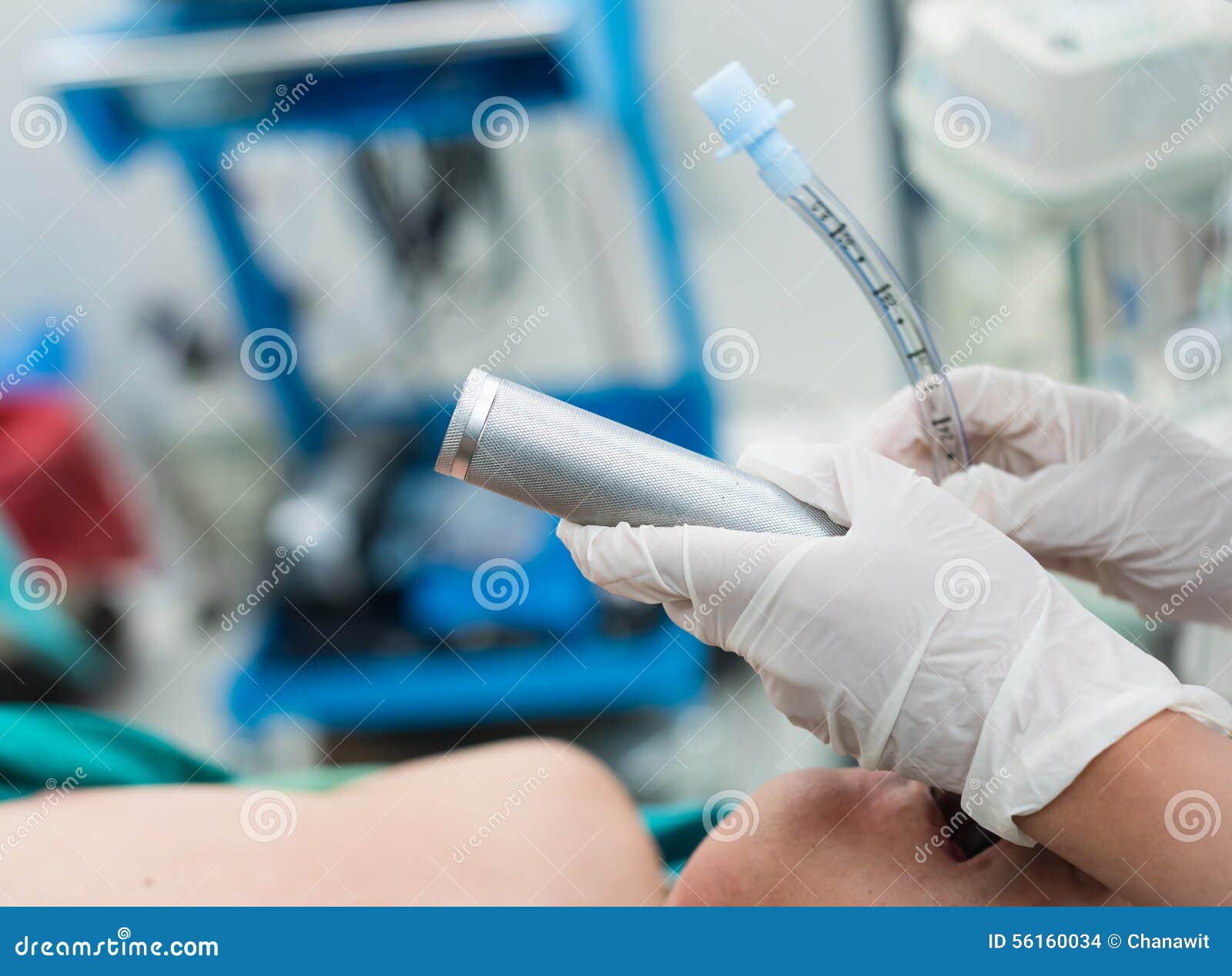 Insert endotracheal tube stock photo. Image of anesthesia - 56160034