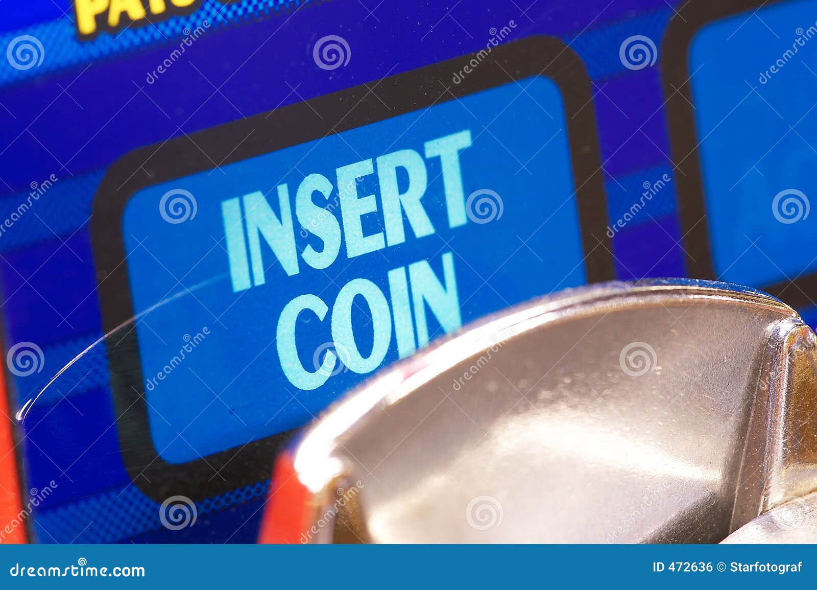 Inserte la moneda foto de archivo. Imagen de detalle, insertar - 472636