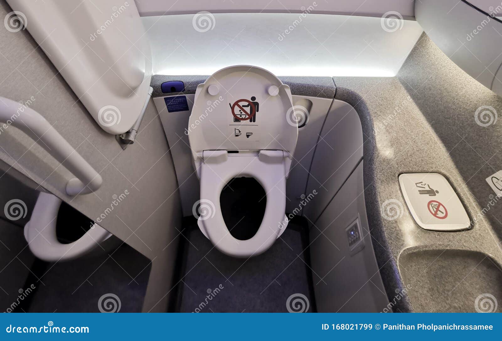 Airplane Toilet Signage Stock Photography | CartoonDealer.com #7761116
