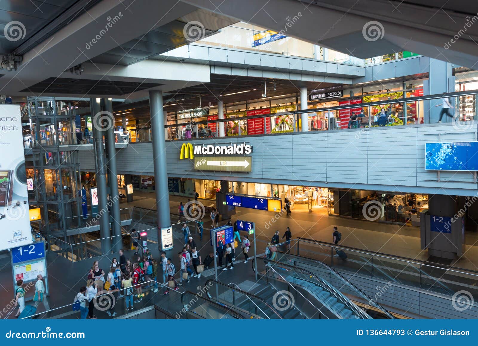 Inside Berlin Central Train Station Editorial Stock Photo - Image of ...