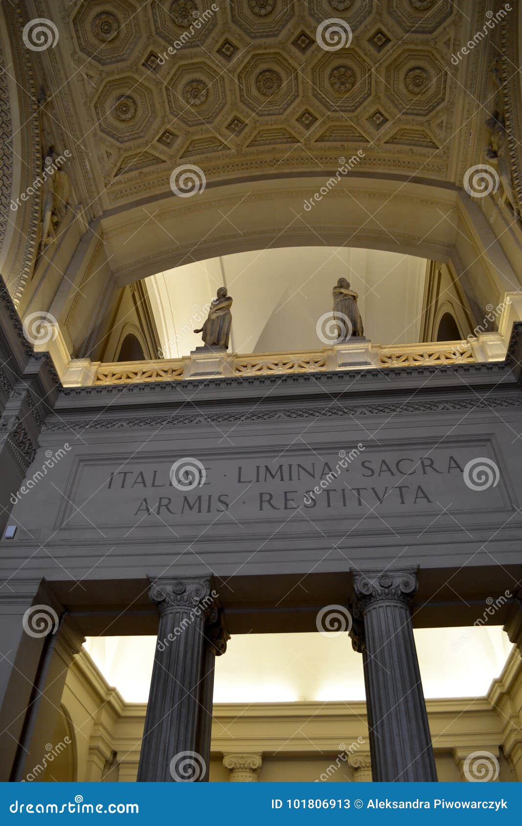 Roma, Italy editorial stock photo. Image of italy, sculpture - 101806913