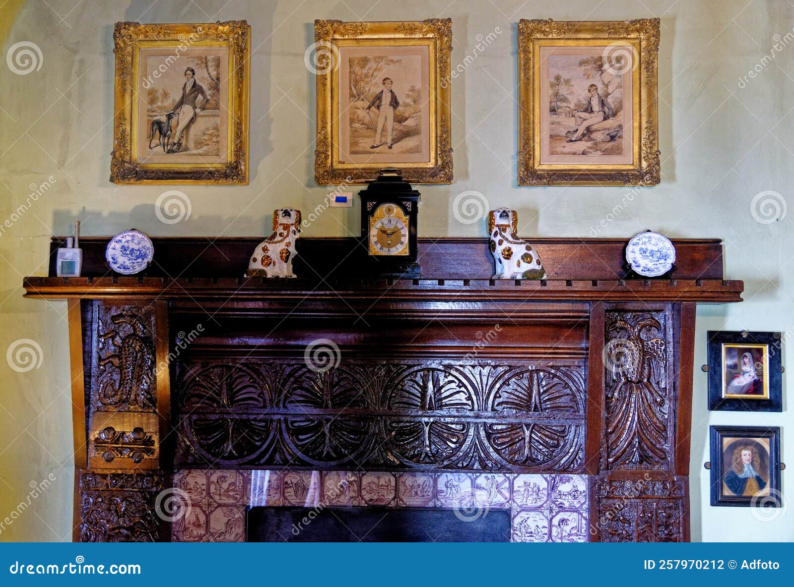 Inside Castle of St Michael Mount - Cornwall, England Editorial ...