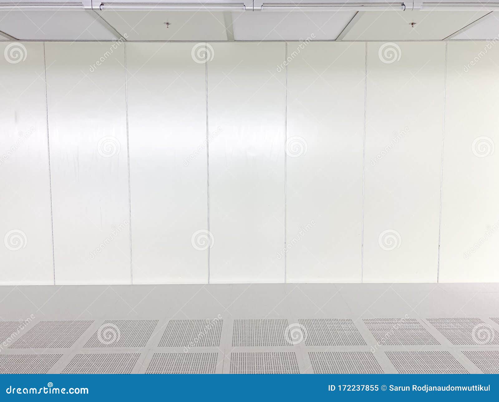 Inside Clean Room Class 1000 at Factory,empty Room Stock Image - Image ...