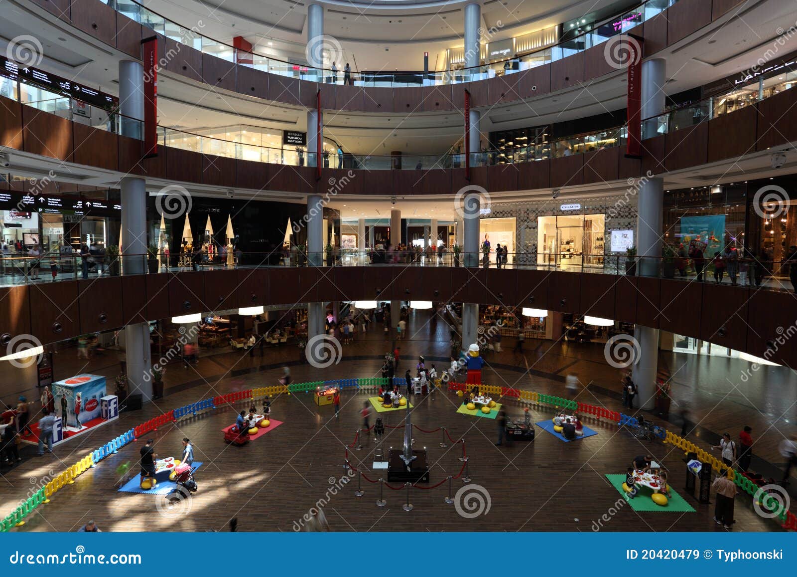 Inside of the Dubai Mall editorial stock image. Image of centre - 20420479