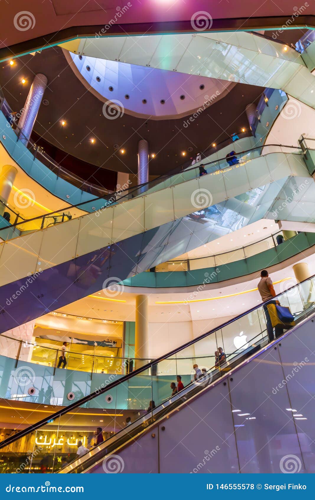 Inside the Dubai Mall editorial stock photo. Image of city - 146555578