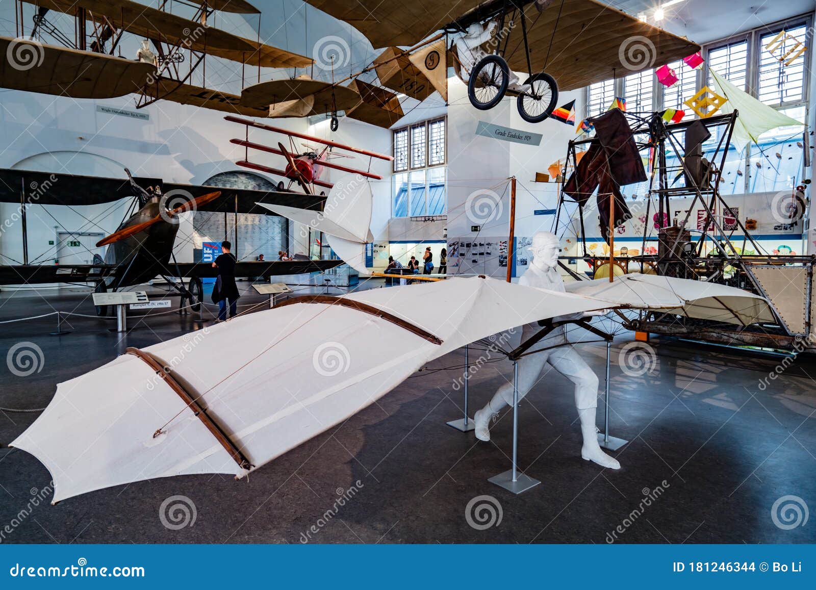 Inside of the German Museum of Science Editorial Stock Image - Image of ...