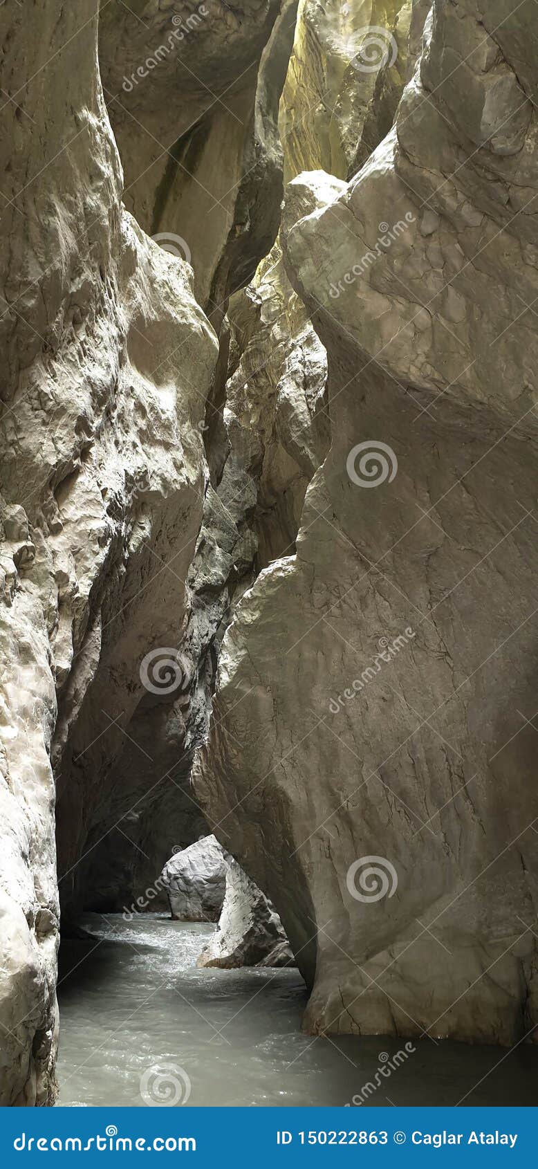 Inside the Hidden Valley stock image. Image of feel - 150222863