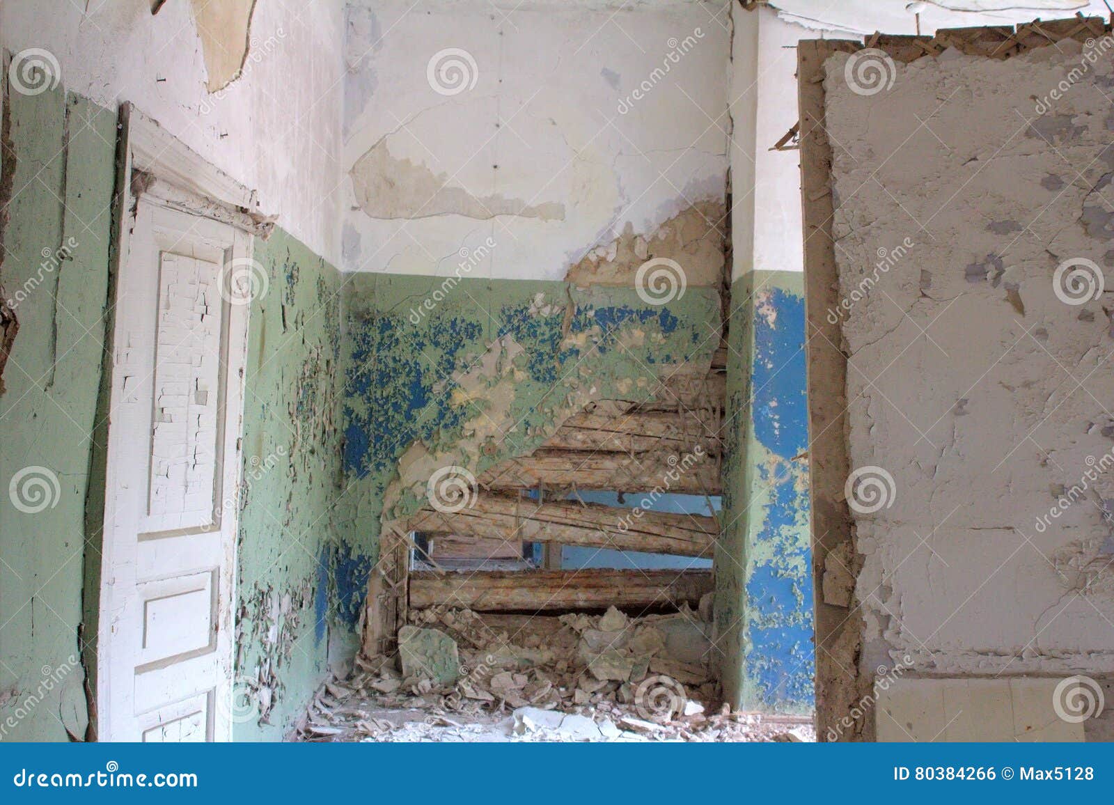 Inside House after Collapse Stock Photo - Image of crack, house: 80384266