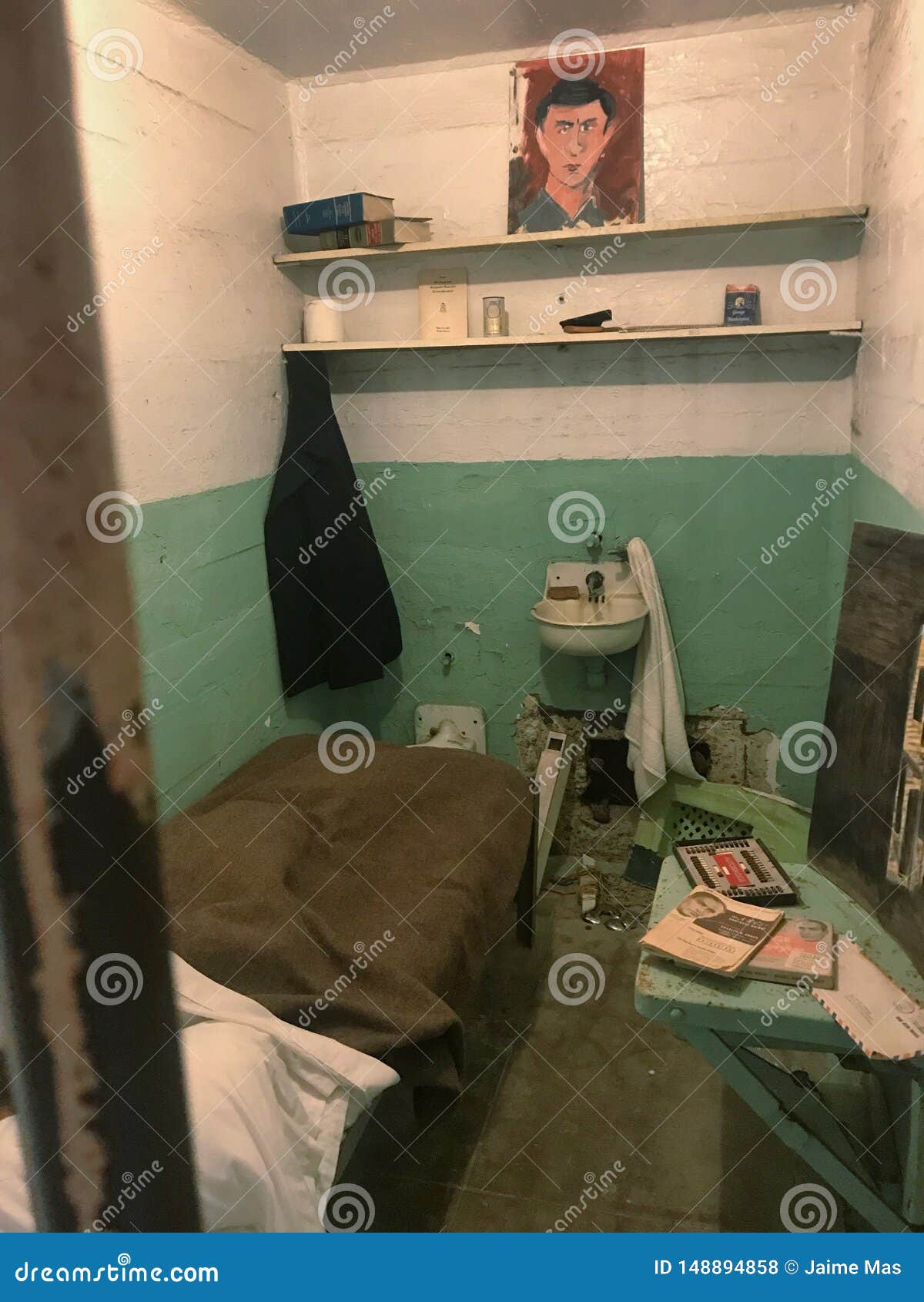 Inside the Jail of Alcatraz Editorial Stock Photo - Image of empty ...