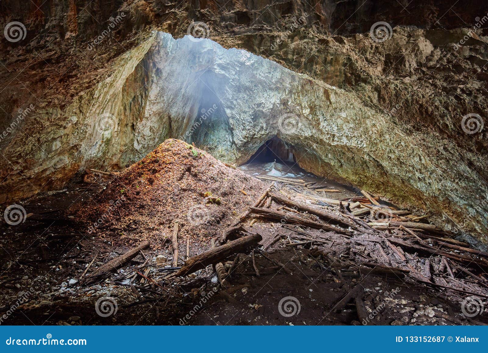 Inside of a limestone cave stock image. Image of outdoor - 133152687