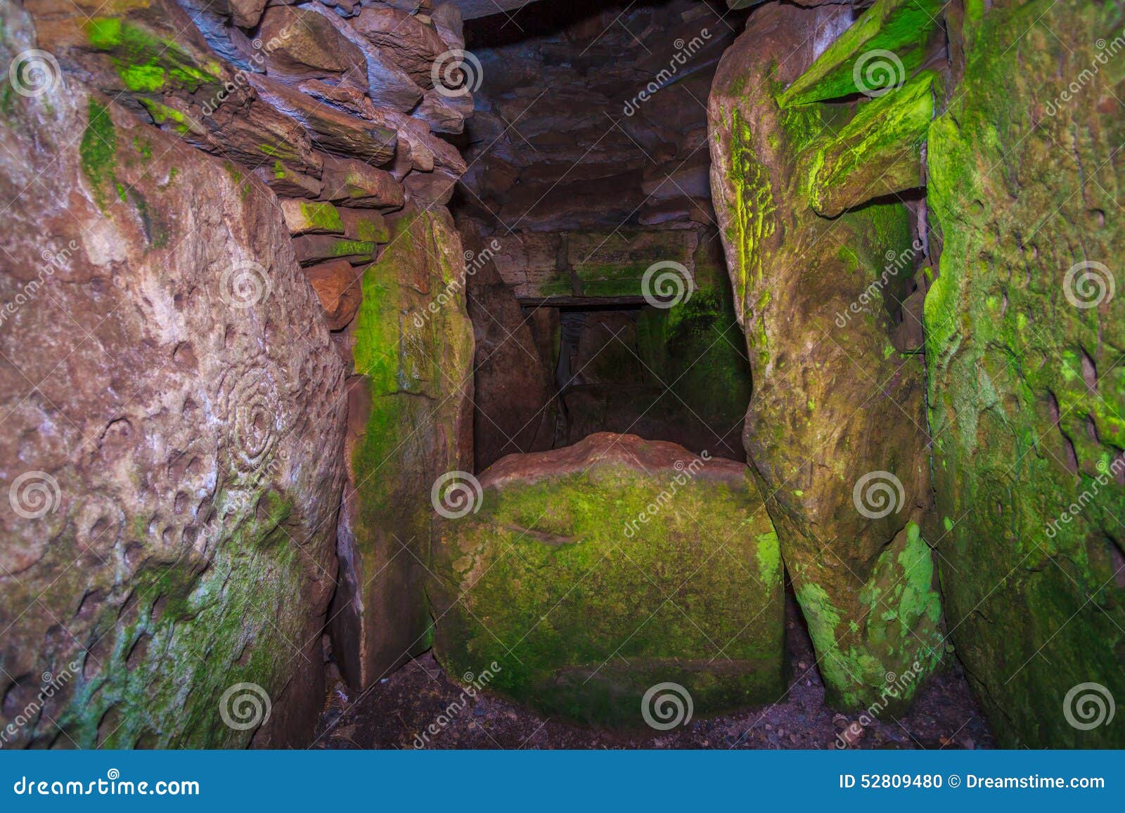 Inside Loughcrew Megalithic Tomb Stock Photo - Image of hills, inside ...