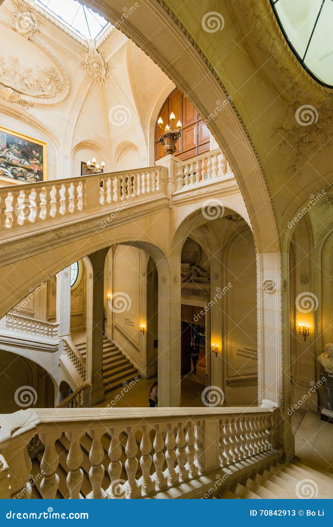 Inside of the Louvre Museum Editorial Stock Photo - Image of historic ...