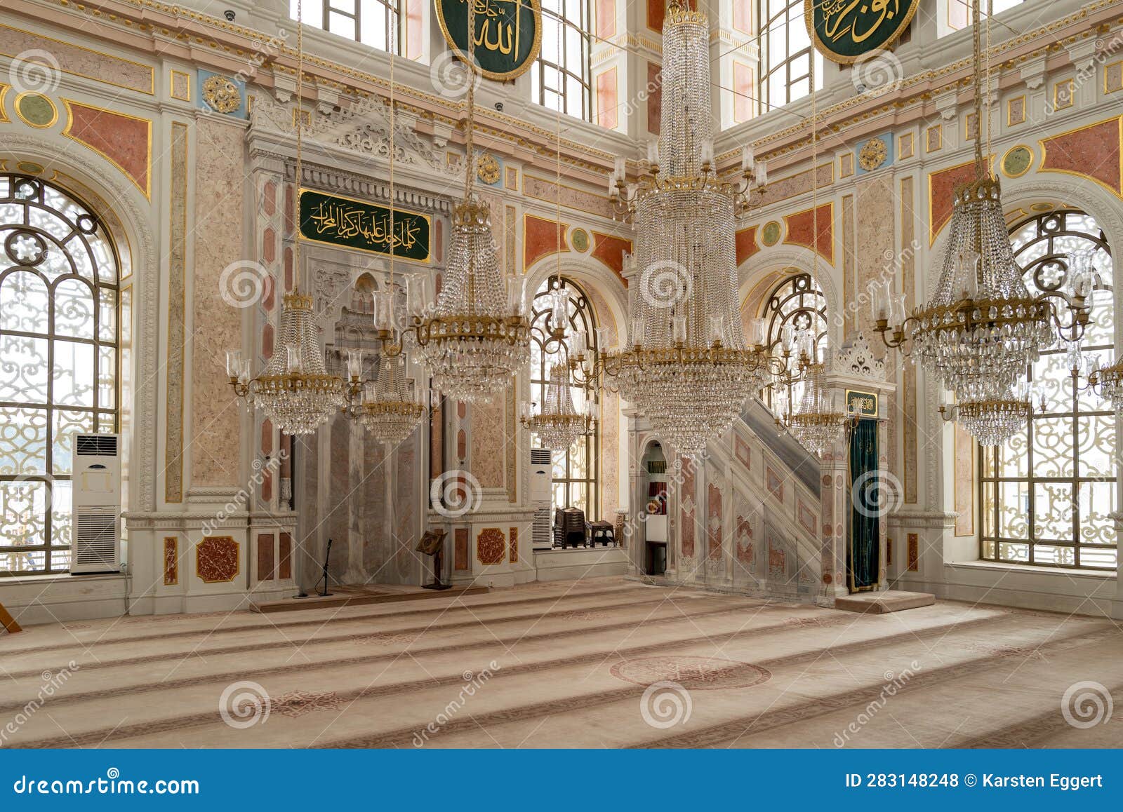 Inside a Magnificent Mosque in Istanbul Editorial Stock Photo - Image ...