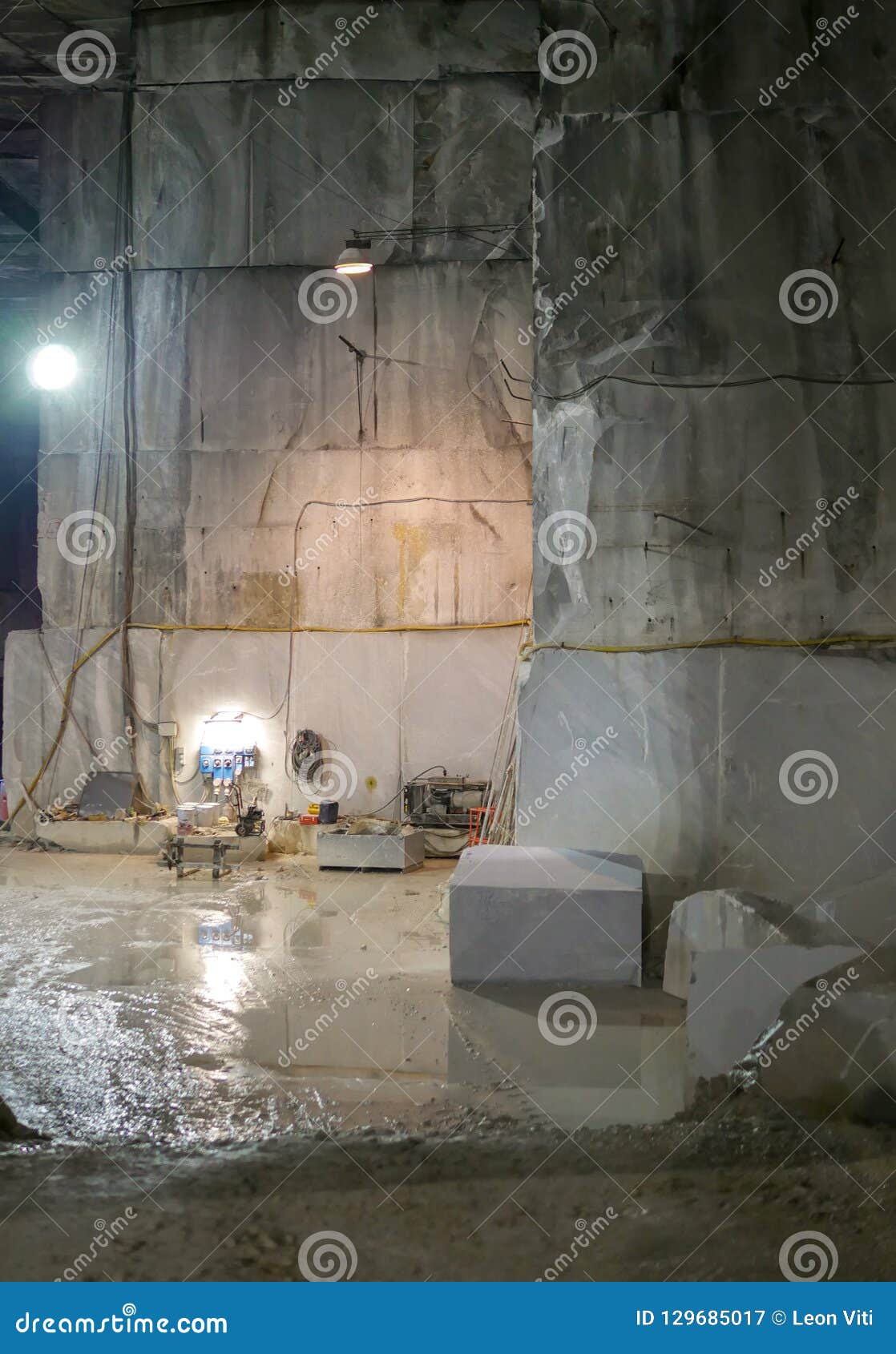 Inside Marble Cover Stock Photography | CartoonDealer.com #2693114