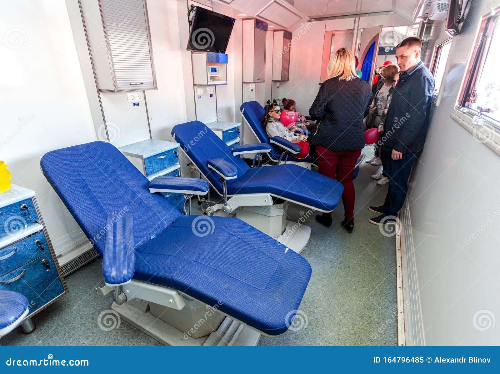 Inside the Mobile Blood Transfusion Station Vehicle Editorial Image ...