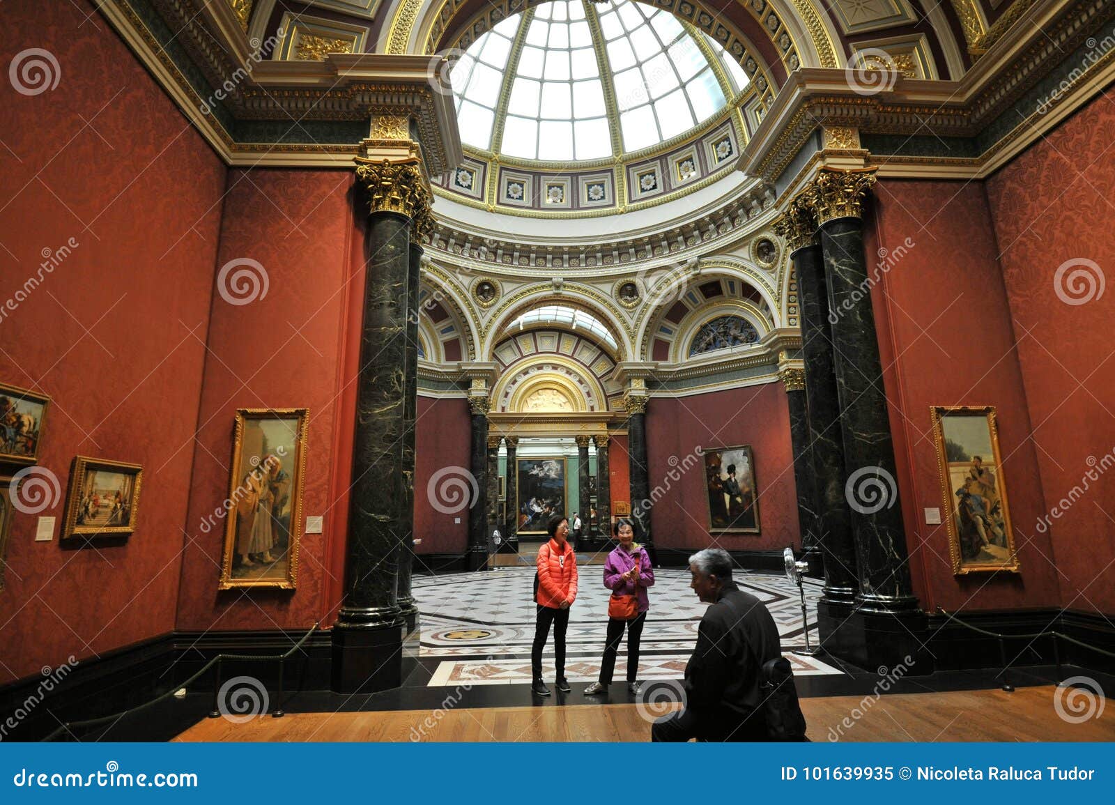 Inside National Gallery Muzeum W Londyn, Anglia Obraz Editorial - Obraz ...