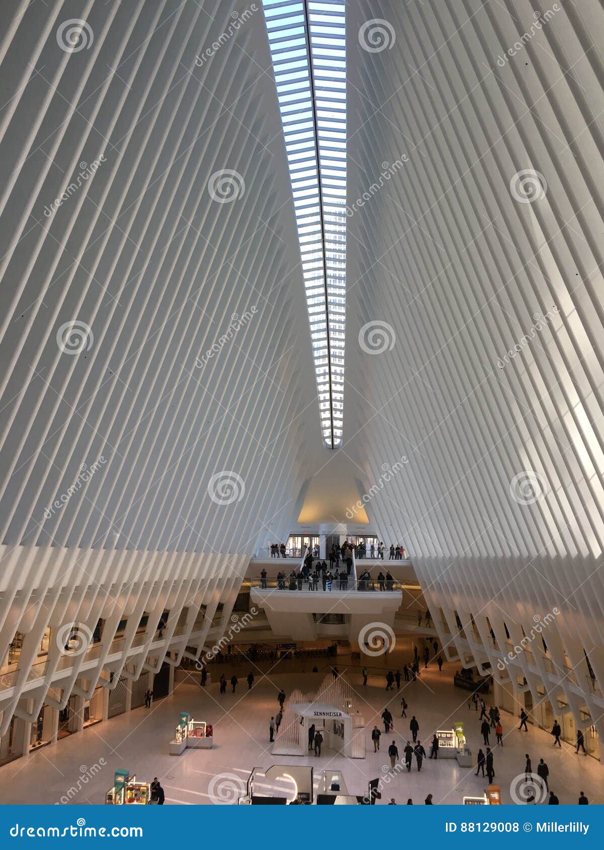 Inside the Oculus -New York Editorial Stock Photo - Image of center ...