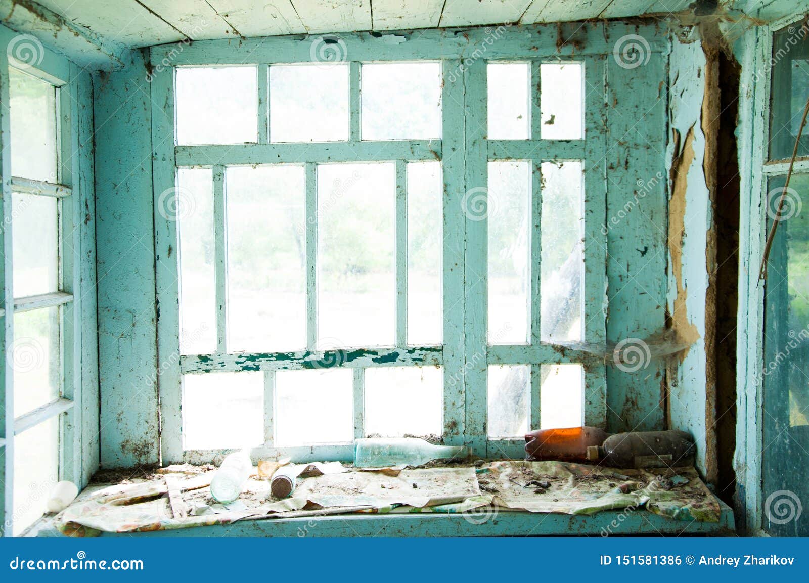 Collapsed Antique Mansion Royalty-Free Stock Photography ...