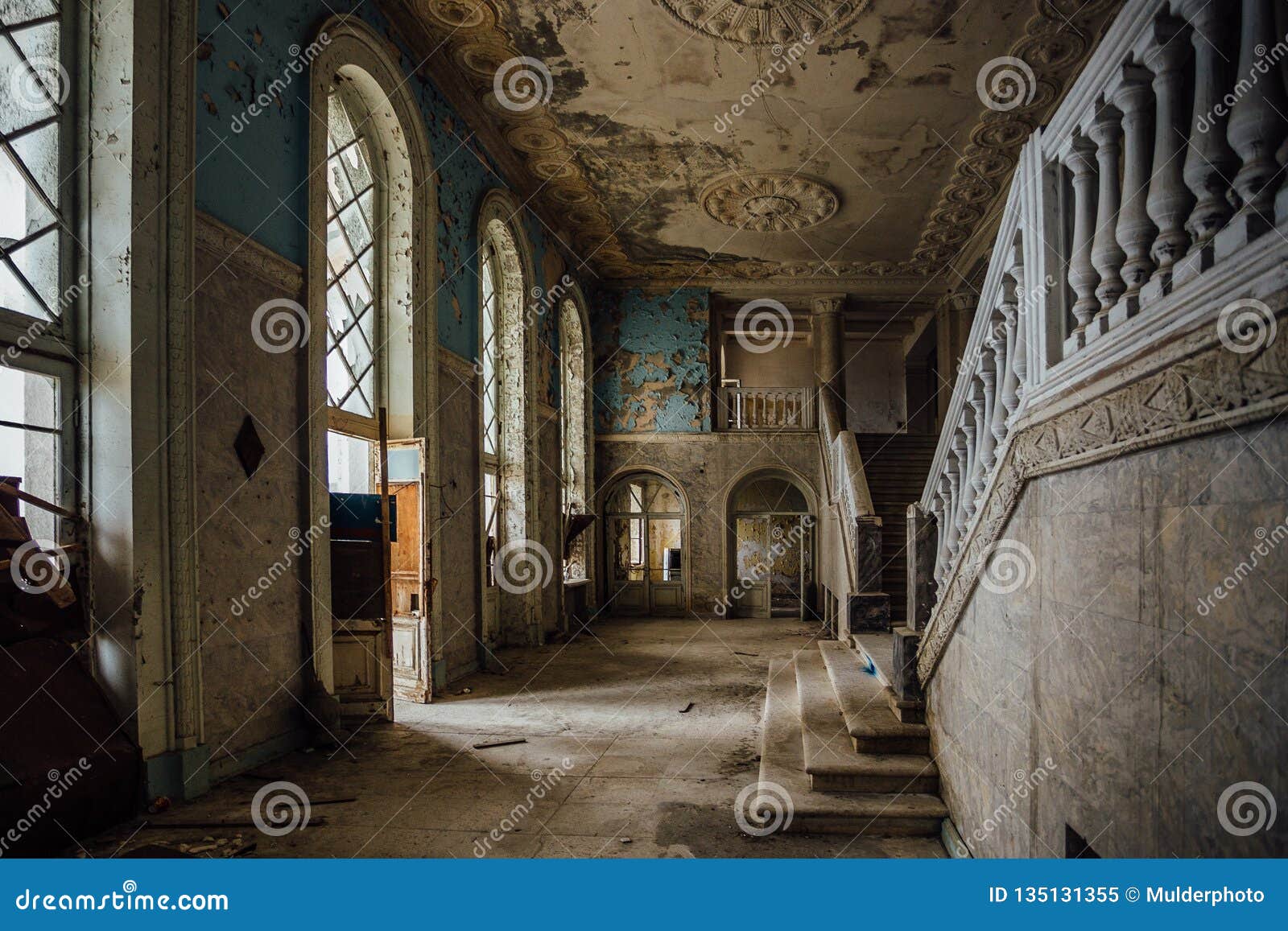 Creepy Abandoned Mansions