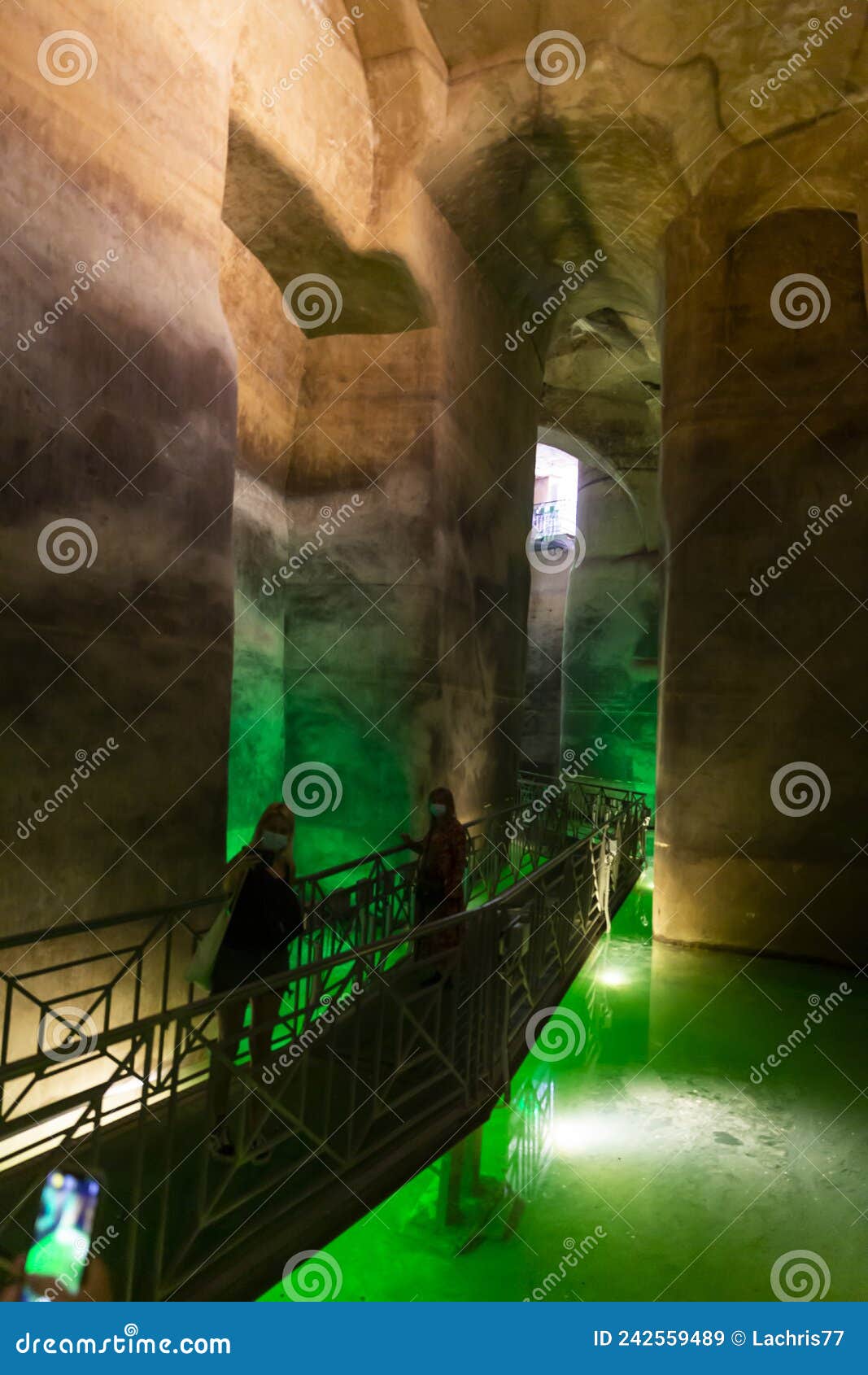 Inside Palombaro Lungo, the Huge Underground Water System Dug Cistern ...