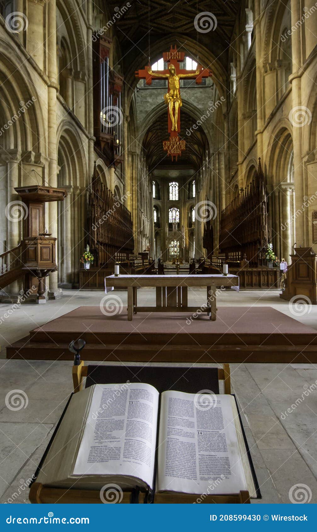 The Inside of Peterborough Cathedral Editorial Image - Image of altar ...