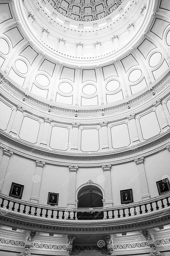 Inside the Rotunda at the Texas State Capitol in Austin Editorial Stock ...