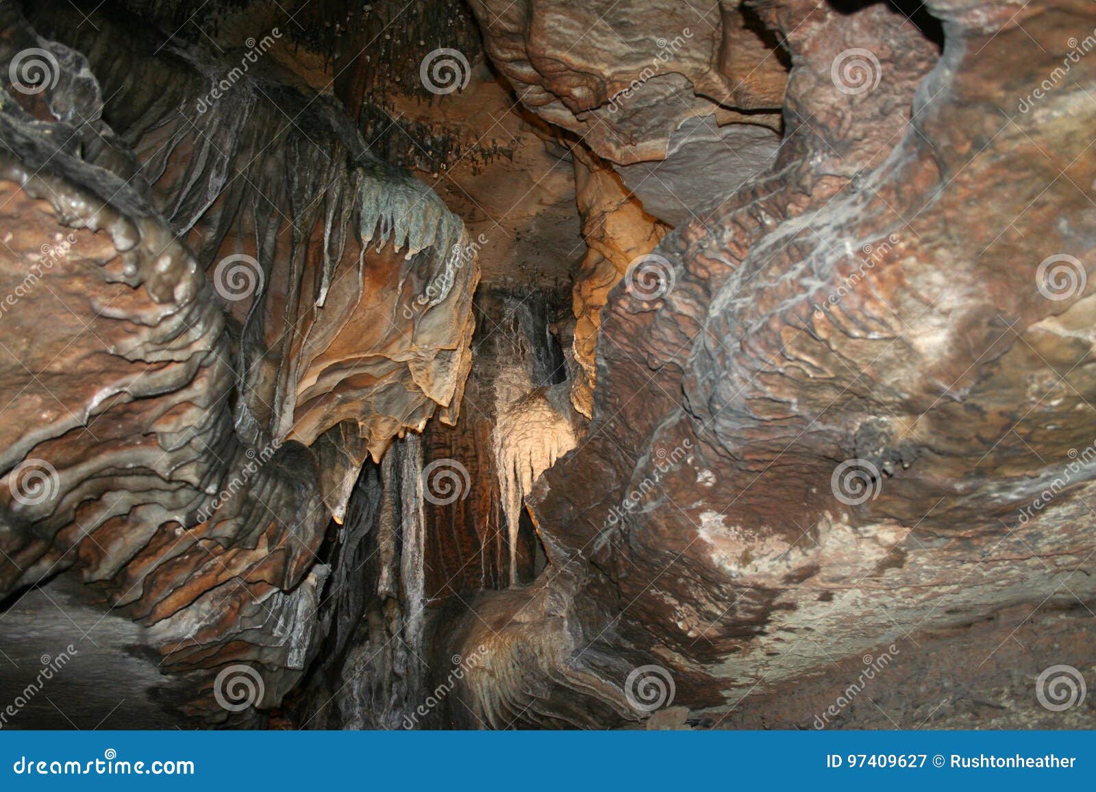 Inside Ruby Falls, Tennessee Stock Image - Image of flow, spelunking ...