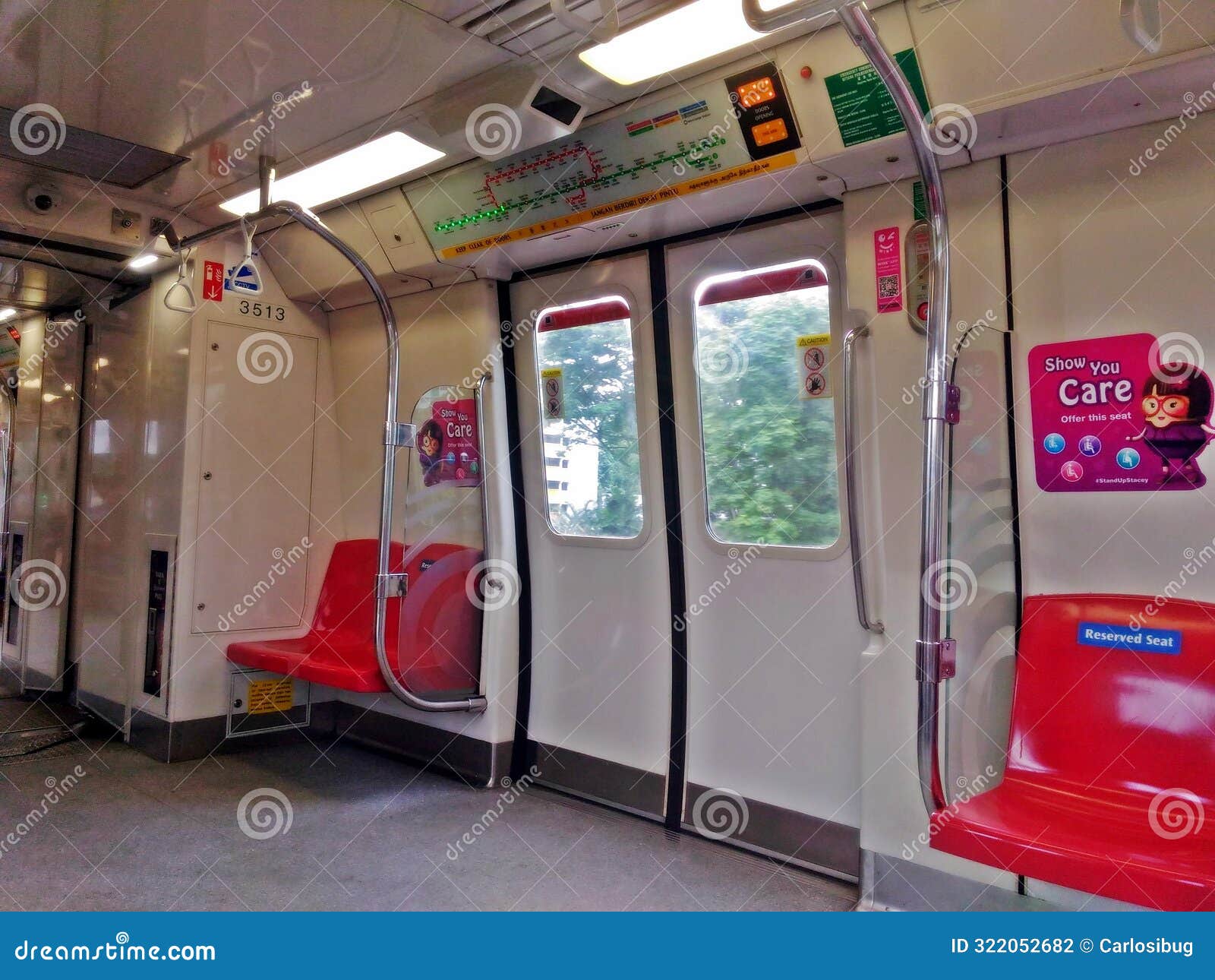 Inside Singapore Metro Where it is Peaceful and There S Currently No ...