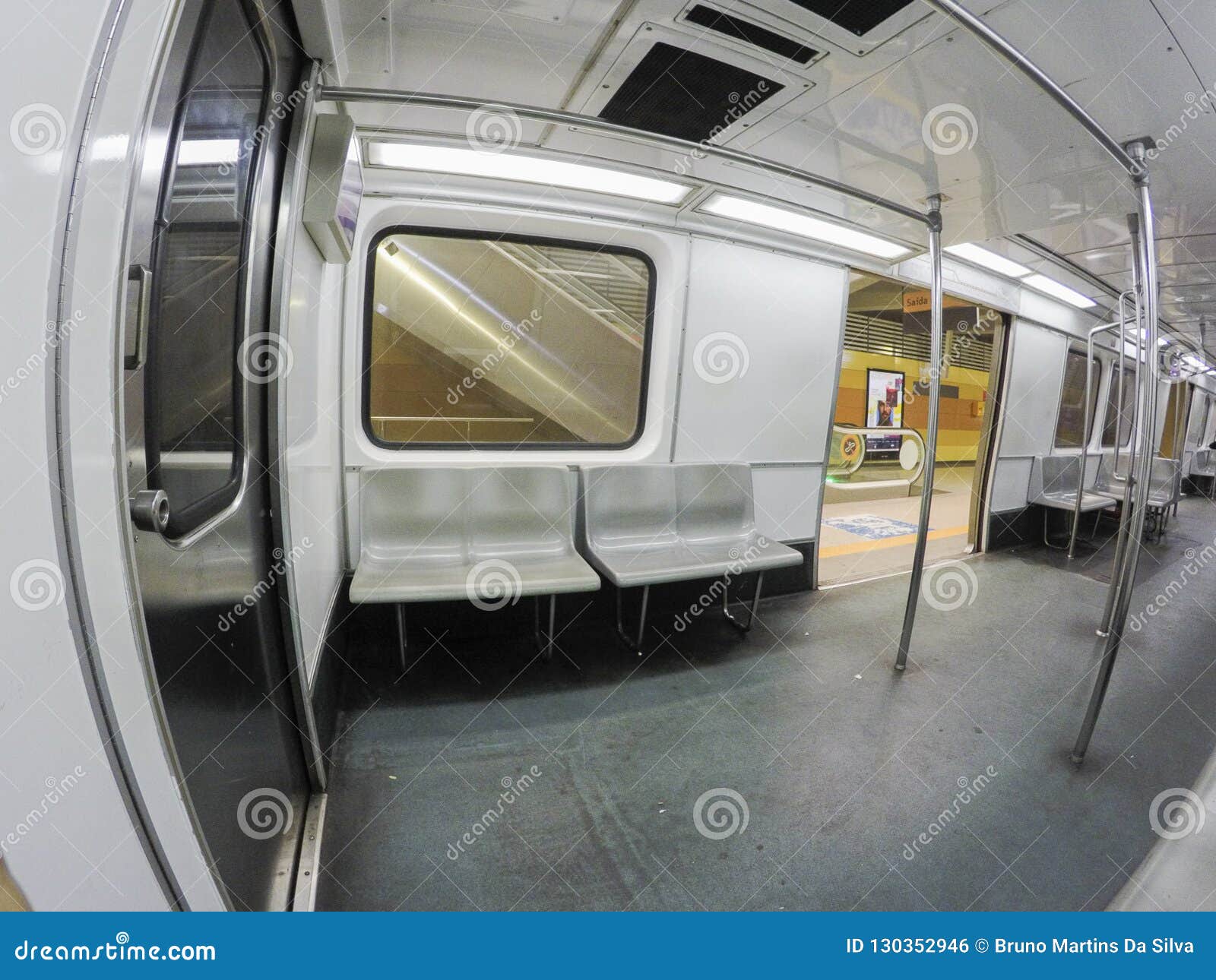 Inside the subway train editorial photo. Image of tourism - 130352946