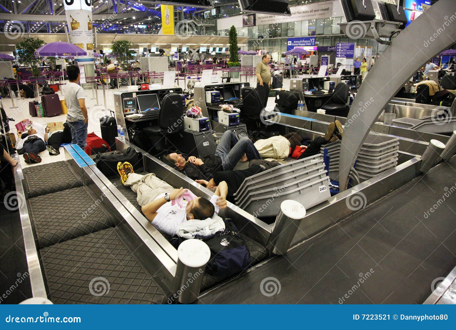 Inside terminal editorial photo. Image of thailand, crowds - 7223521