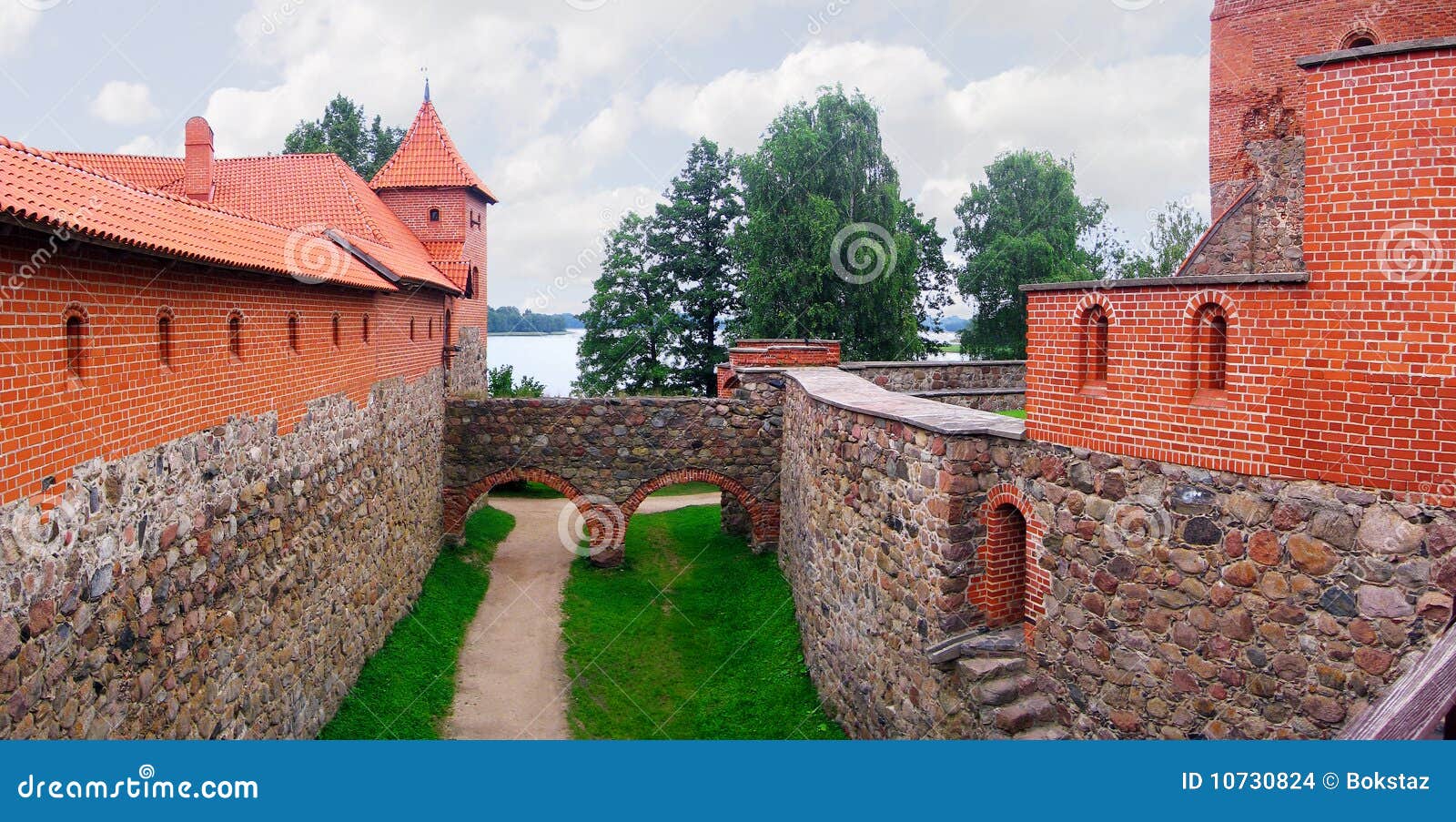 Inside in the Trakai Castle Stock Photo - Image of lake, gothic: 10730824