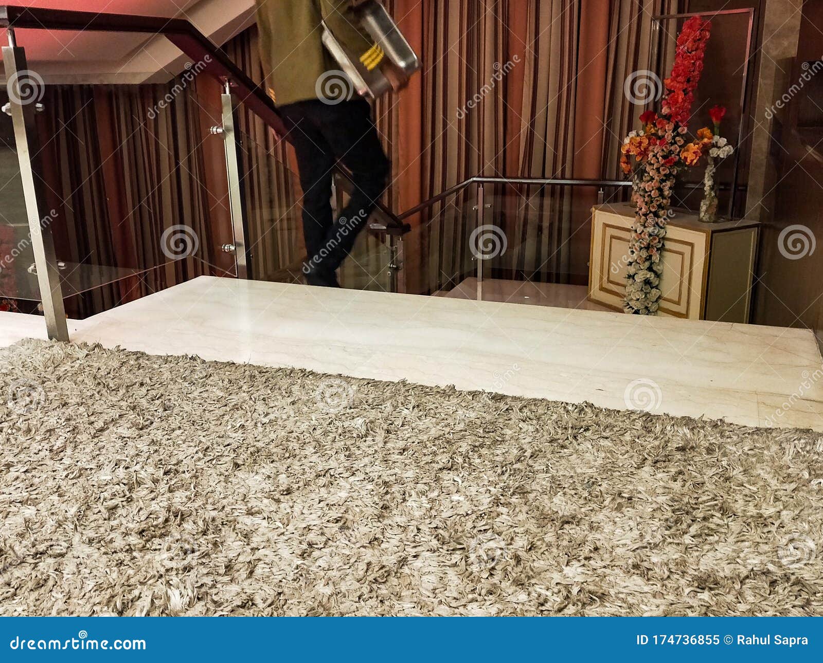 Inside View of Five Star Hotel in Delhi India, Hotel View from Inside ...